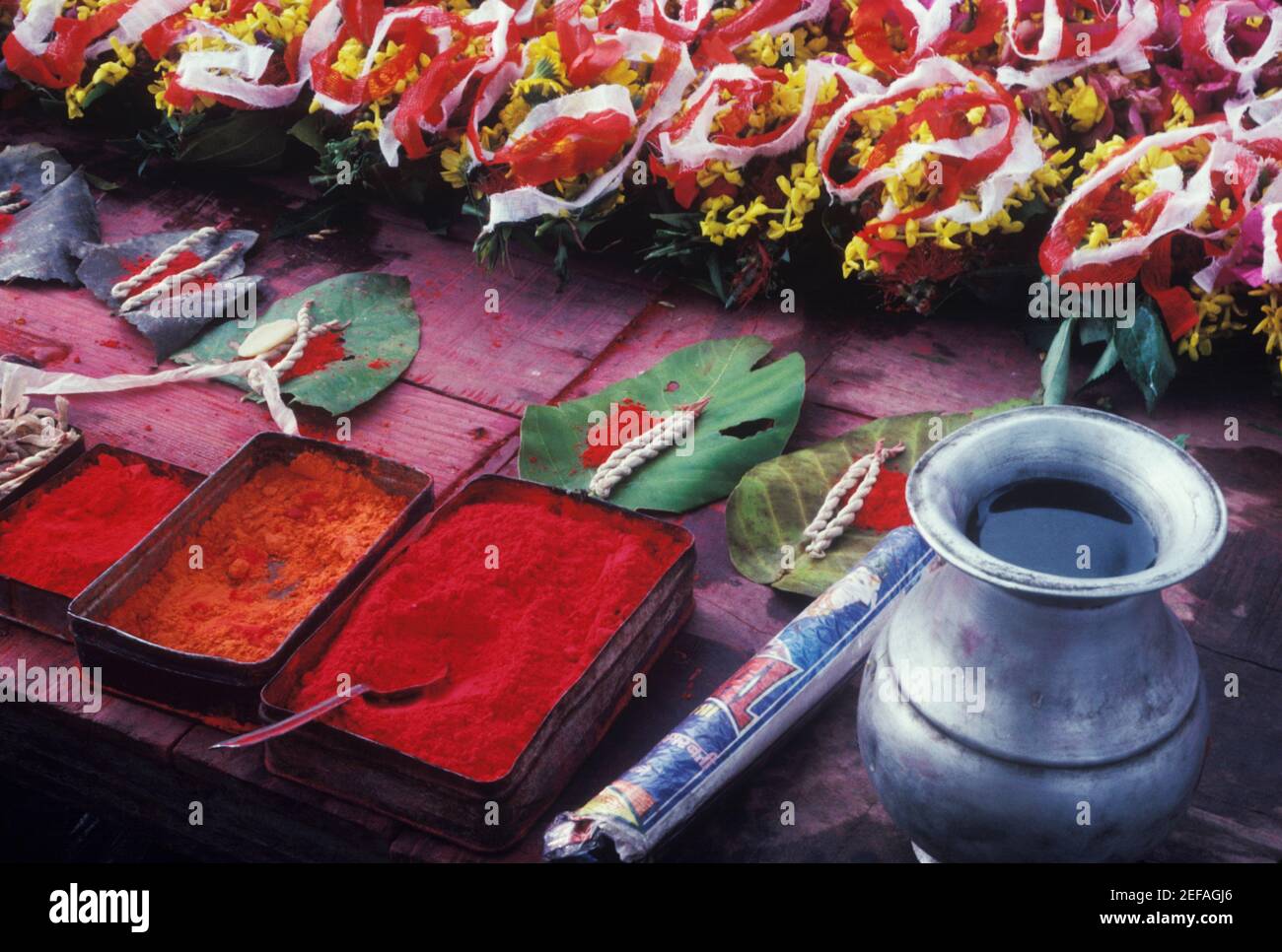 Offerings preparation hi-res stock photography and images - Alamy