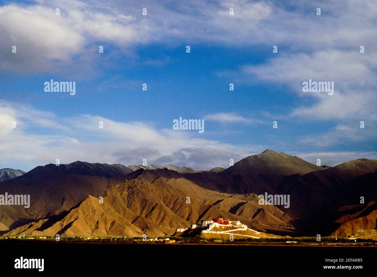 Palace near mountains, Potala Palace, Lhasa, Lhasa Valley, Tibet, China ...