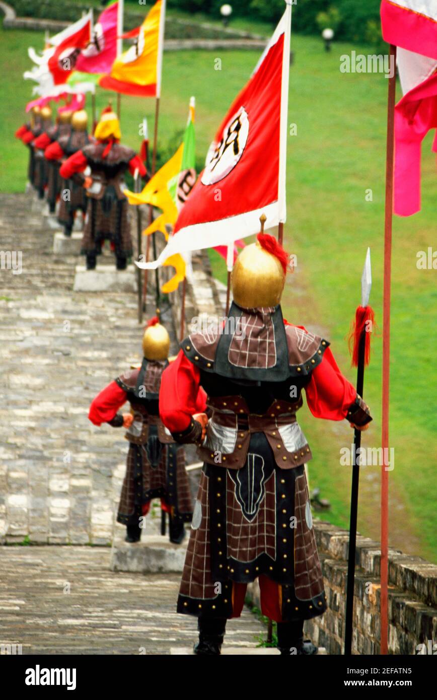 Suit of armour rear view hi-res stock photography and images - Alamy