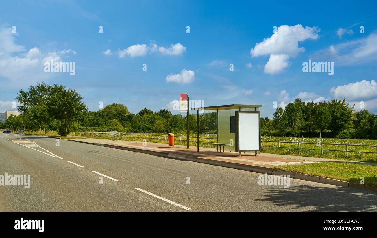Bus shelter advert hi-res stock photography and images - Alamy