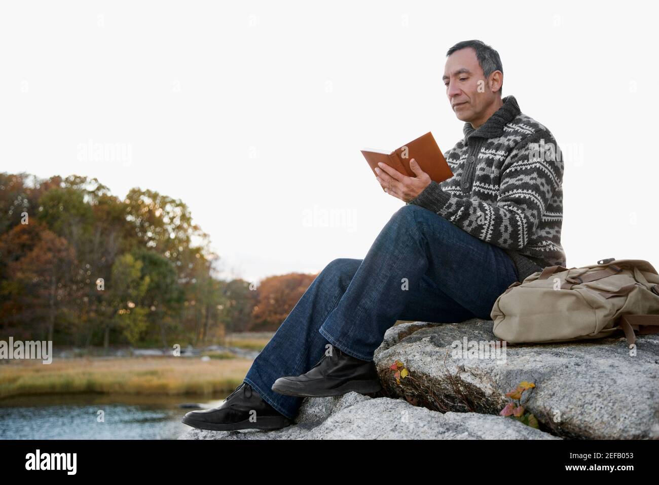 Reading immersion hi-res stock photography and images - Alamy