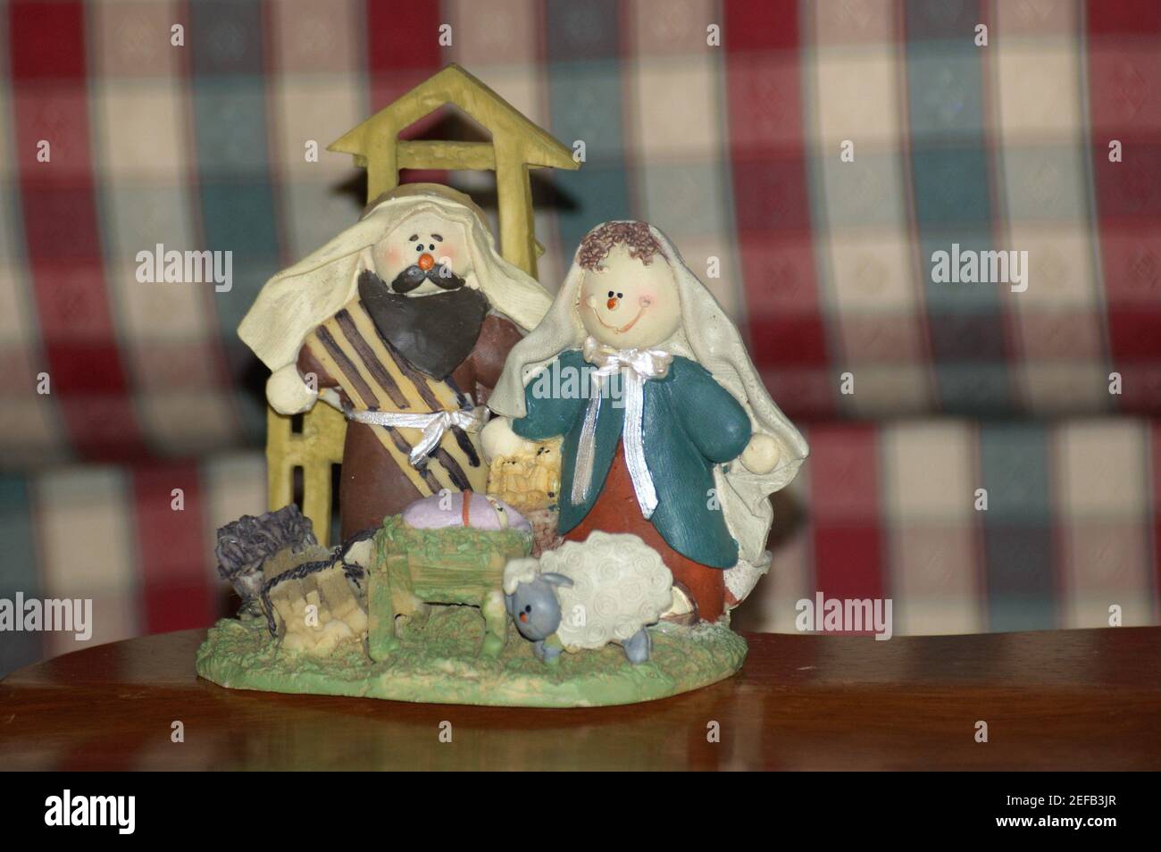 Mary and joseph at inn hi-res stock photography and images - Alamy