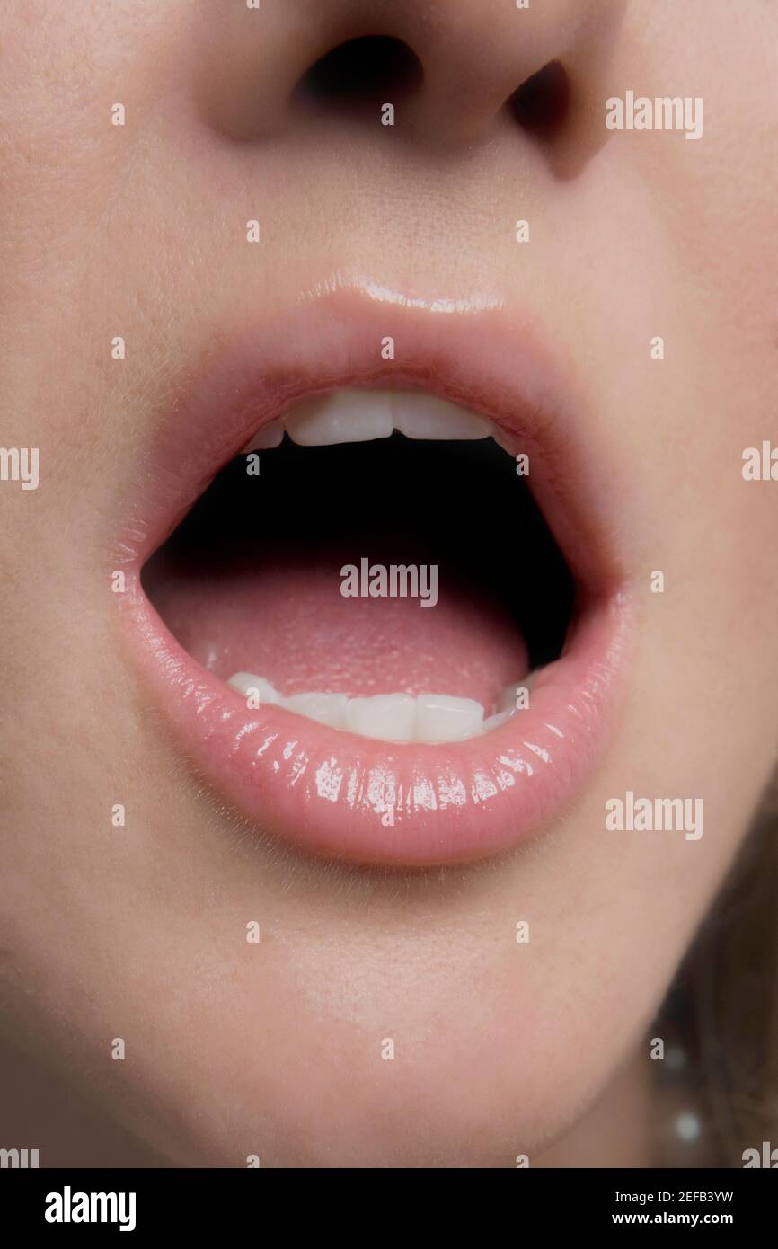 Woman yawn close up hi-res stock photography and images - Alamy