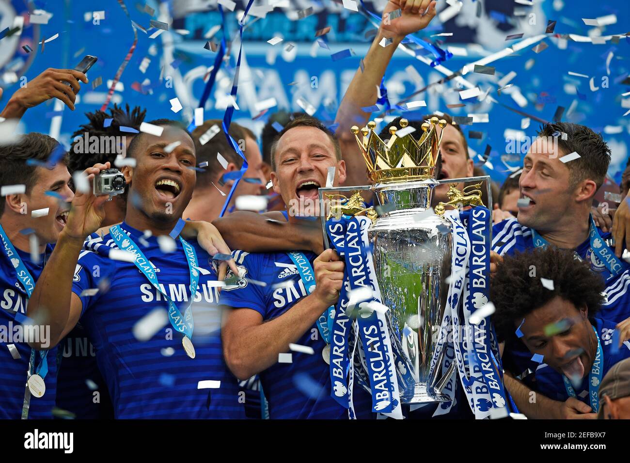 Chelsea premier league trophy hi-res stock photography and images - Alamy