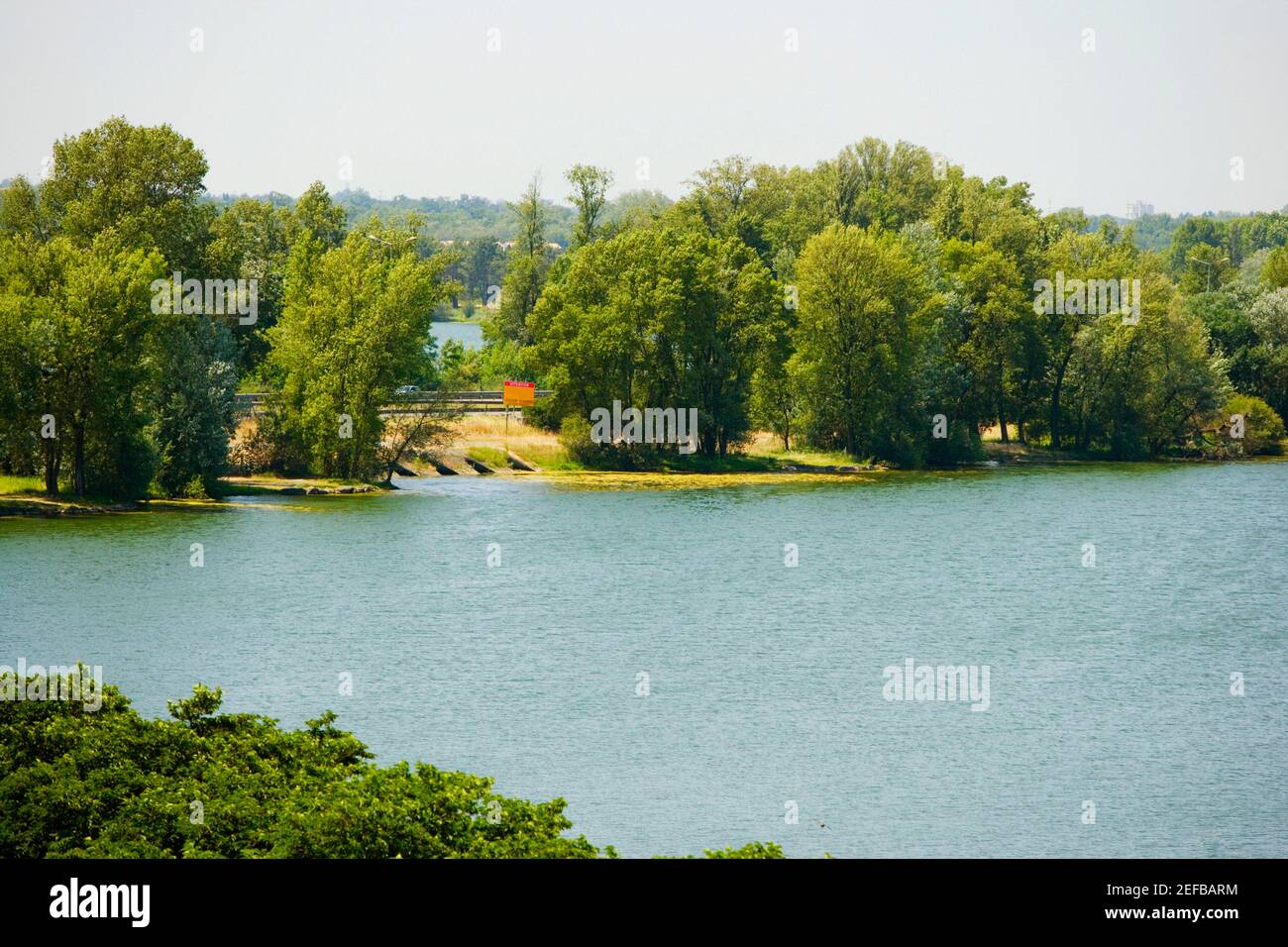 Lakeside bordeaux hi-res stock photography and images - Alamy