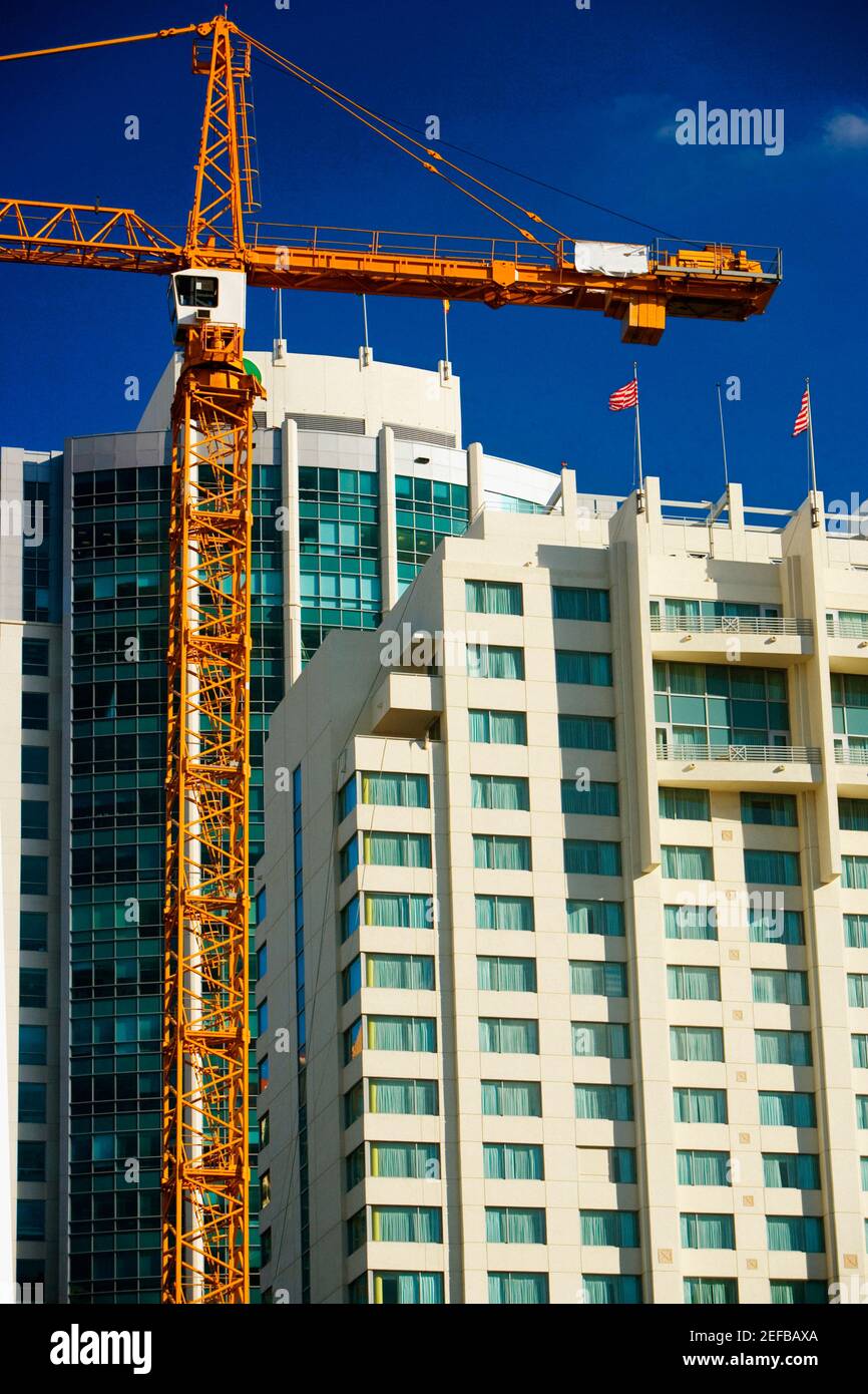 Front view city from crane hi-res stock photography and images - Alamy