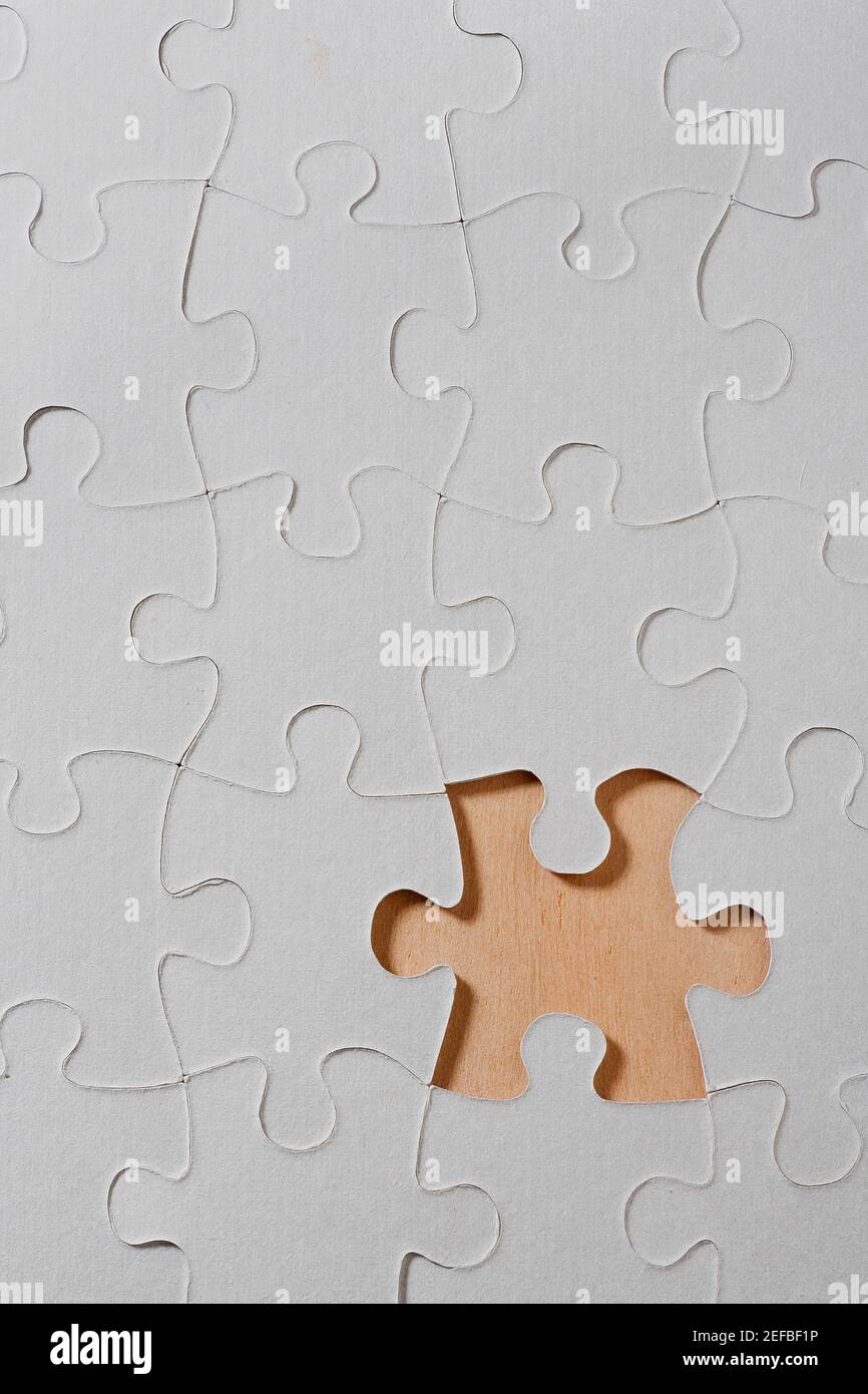 Image of crowd as jigsaw puzzle hi-res stock photography and images - Alamy