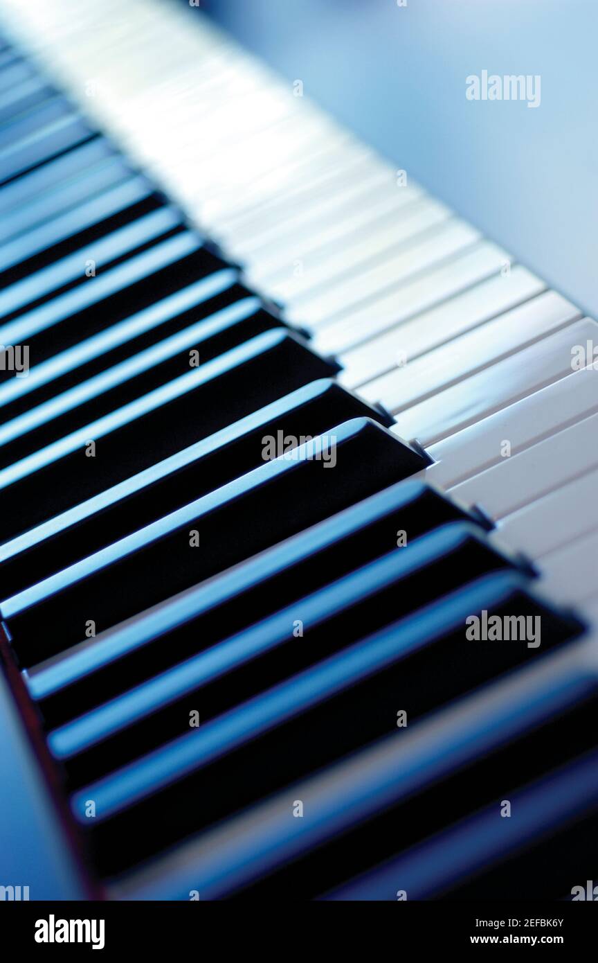 Piano keyboard, close-up Stock Photo - Alamy