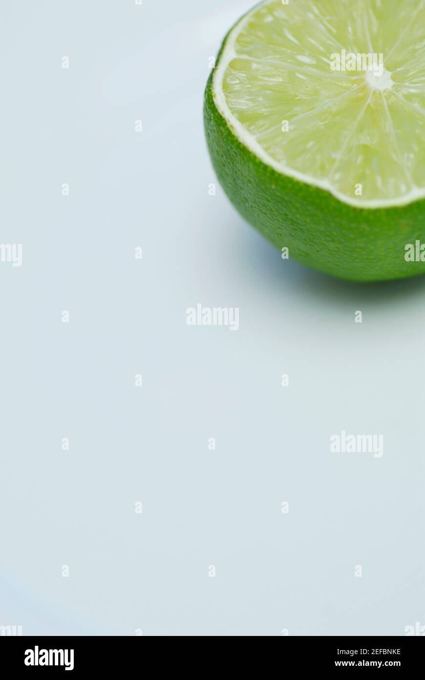 Cross section of a lemon Stock Photo - Alamy