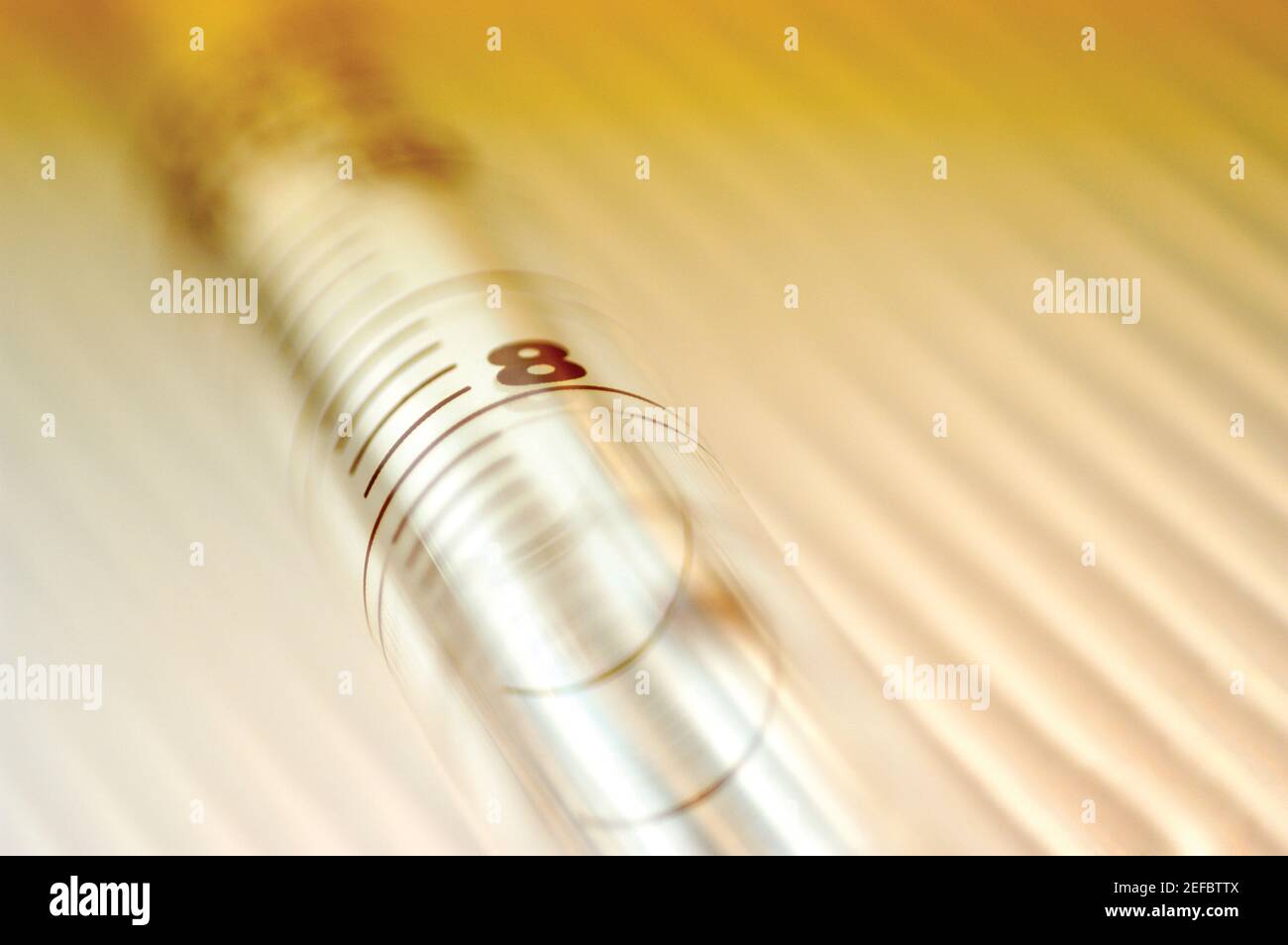 Pipette device hi-res stock photography and images - Alamy