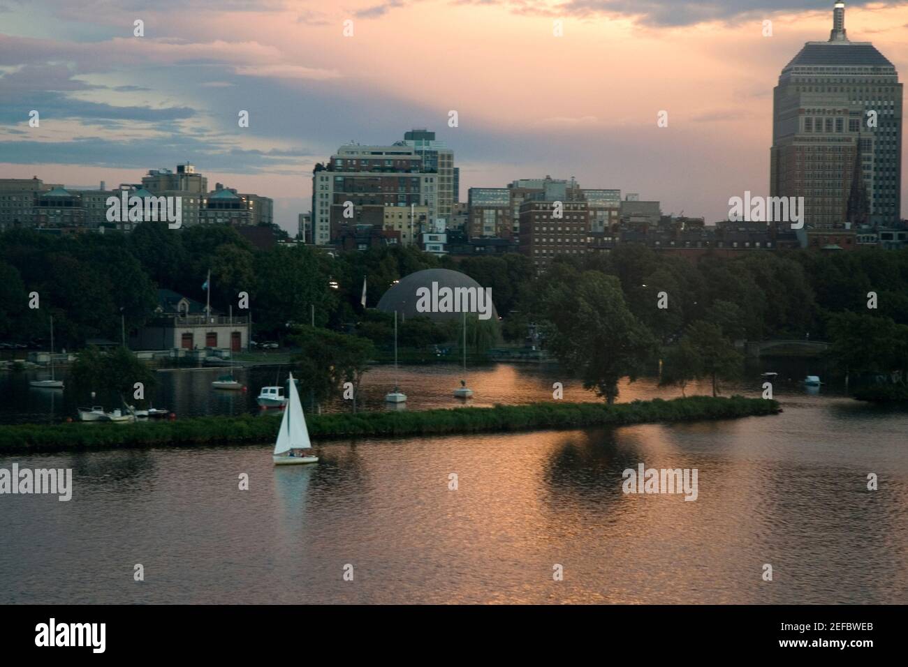 Dome made from water hi-res stock photography and images - Alamy