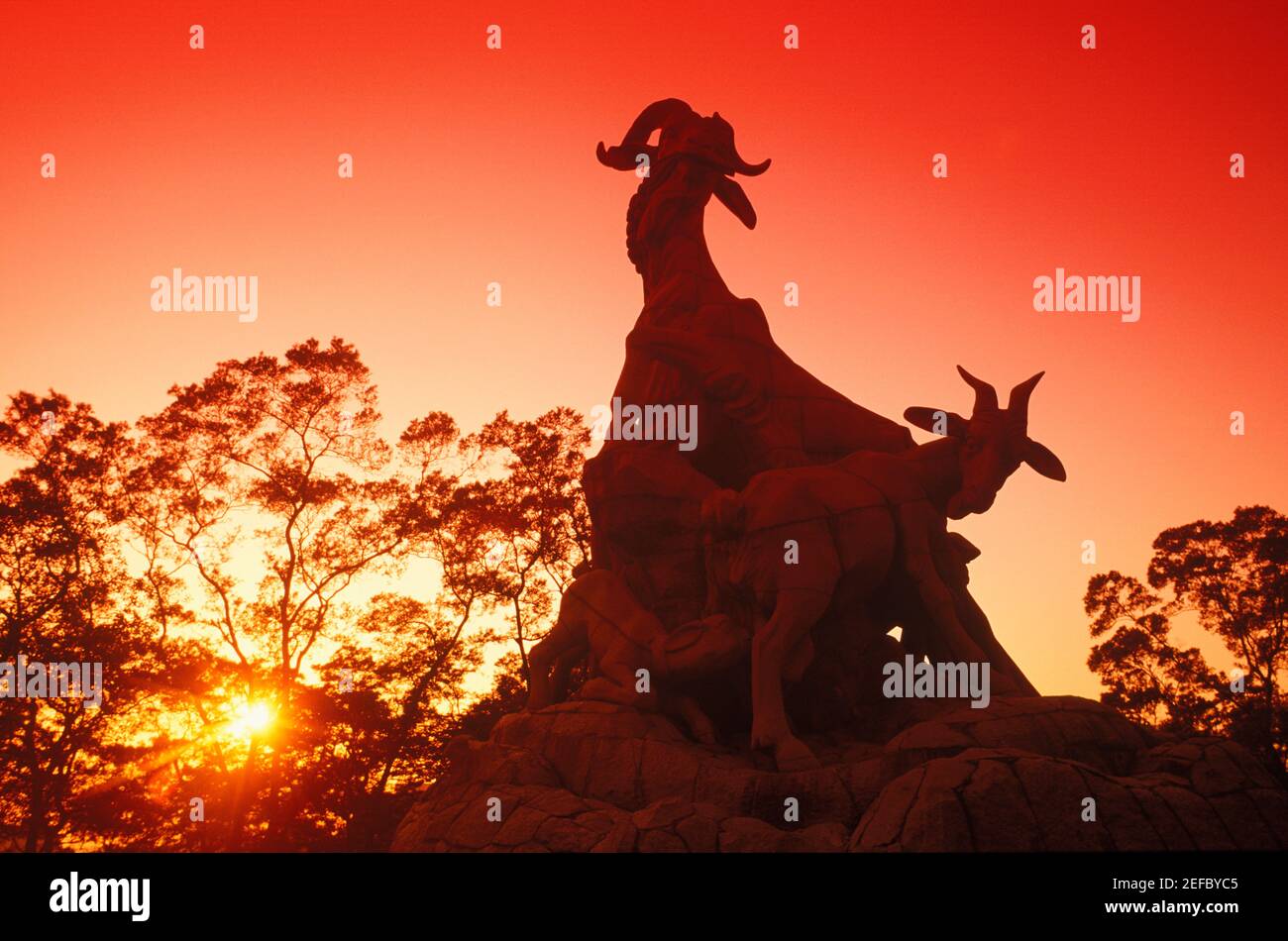 Silhouette of a sculpture, China Stock Photo - Alamy