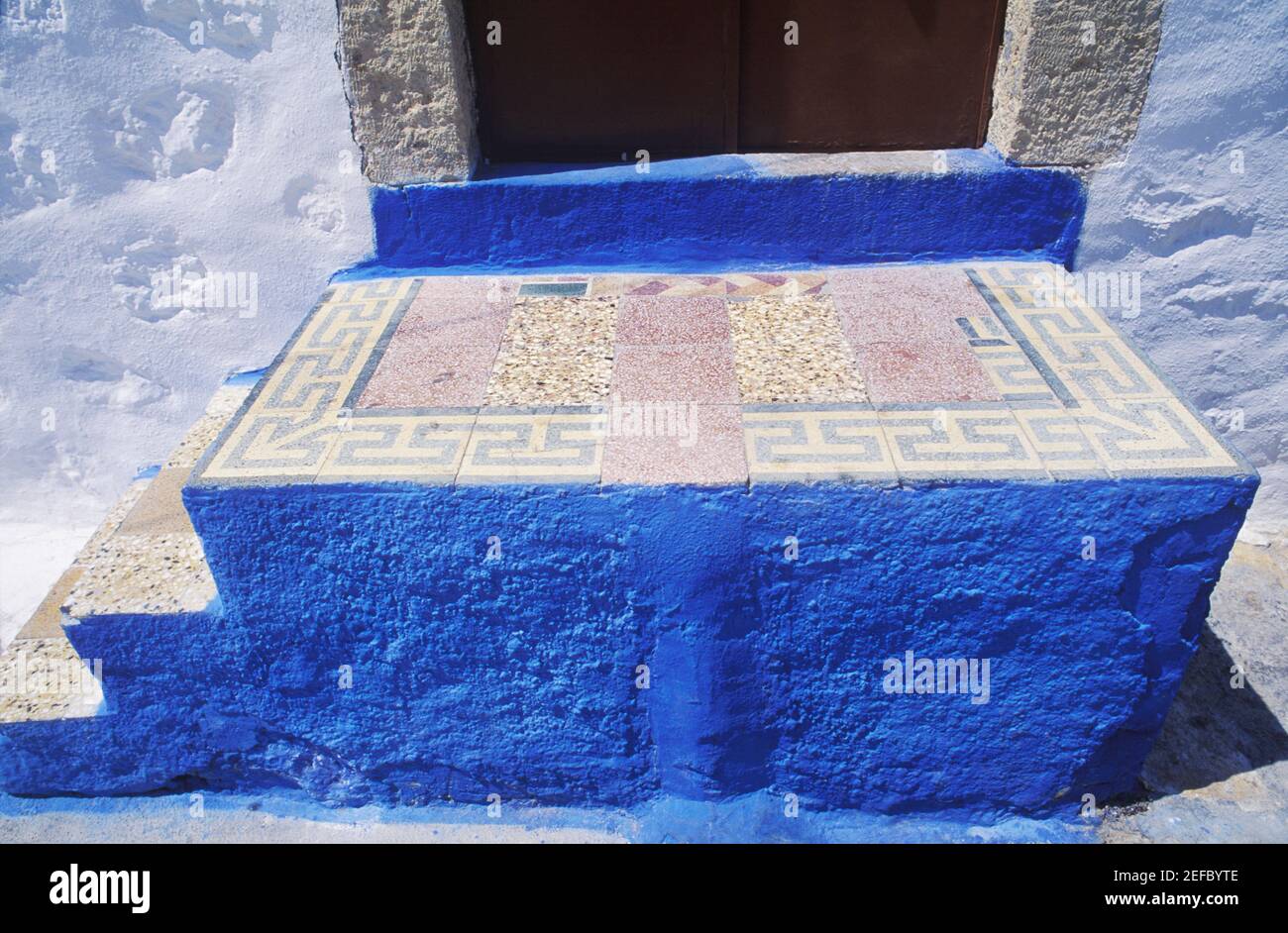 Door doorstep door step steps hi-res stock photography and images - Alamy