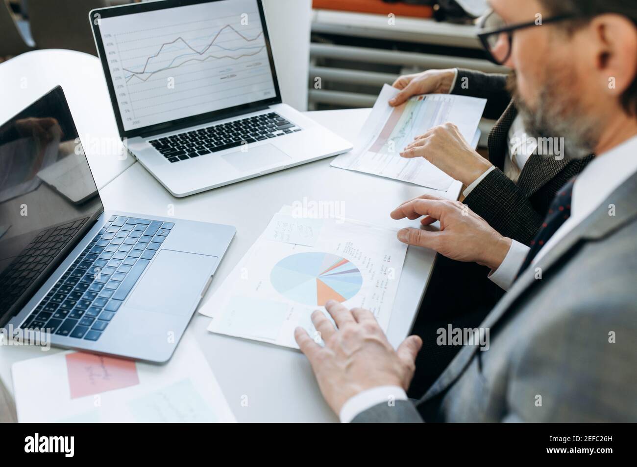Paperwork Of Graphs High Resolution Stock Photography and Images - Alamy