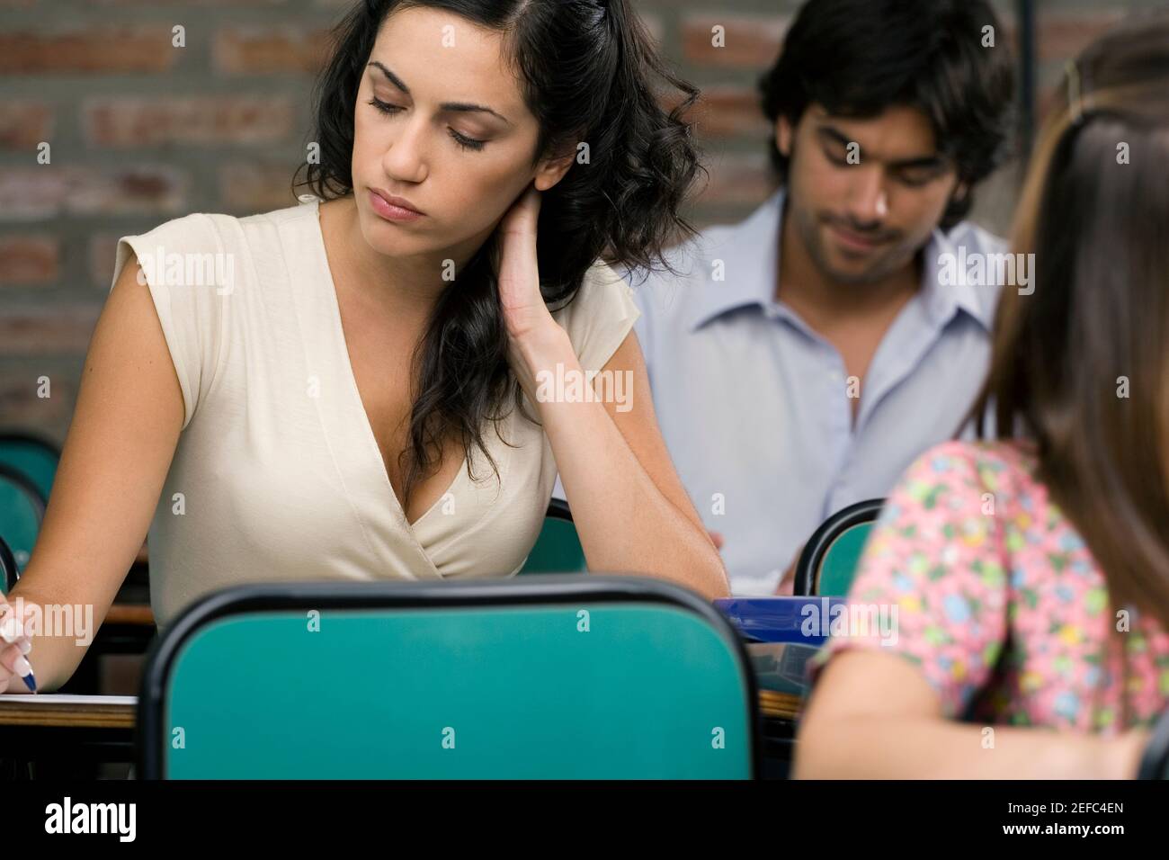 University students in a classroom Stock Photo - Alamy