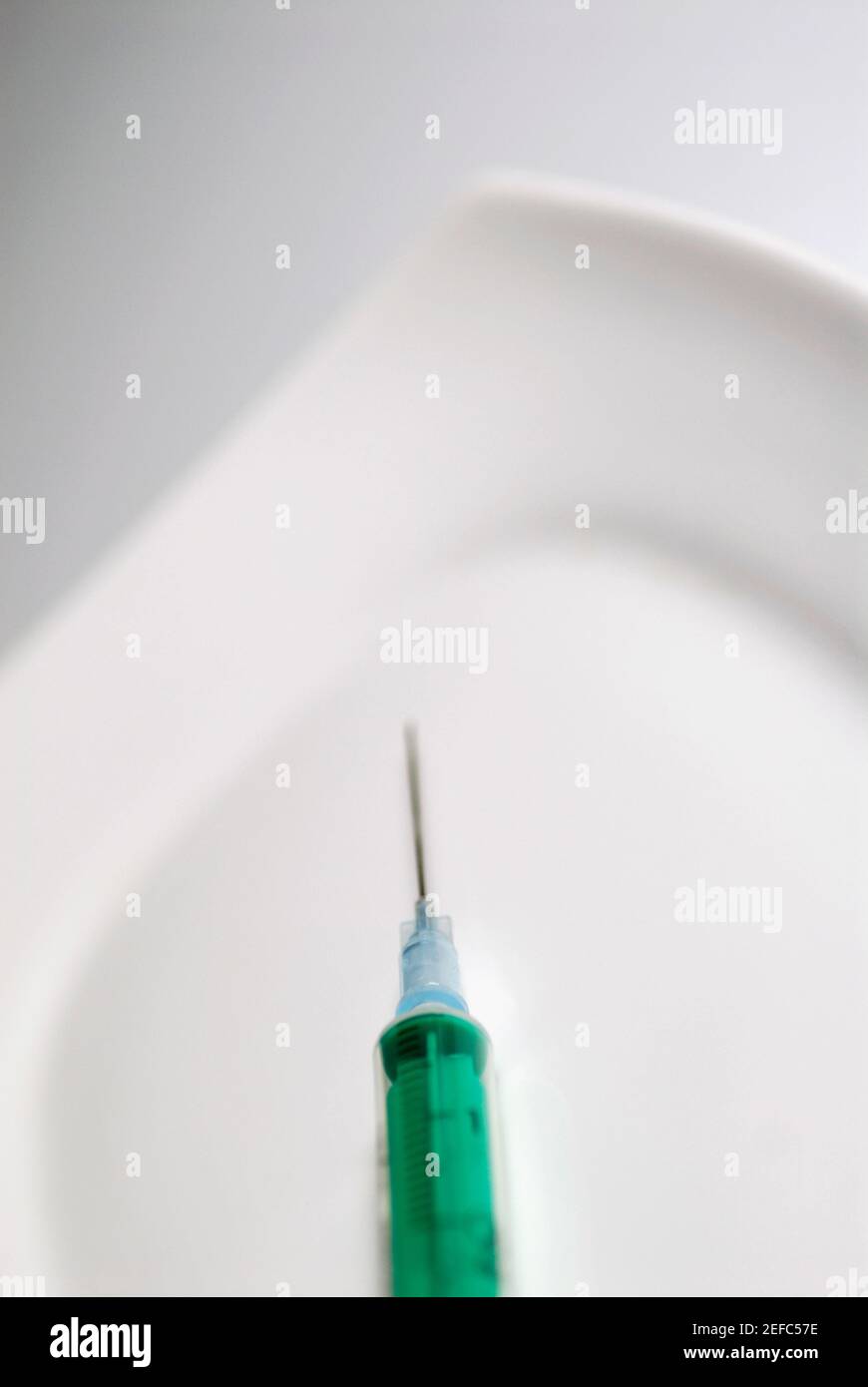 Syringe cleaning hi-res stock photography and images - Alamy