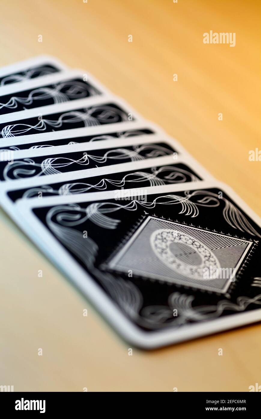 Playing card order hi-res stock photography and images - Alamy