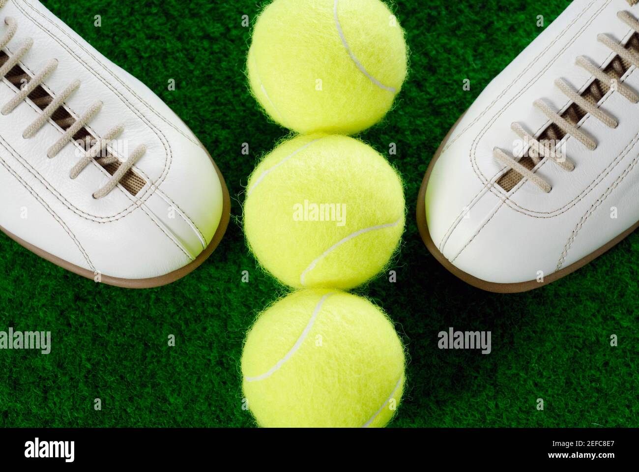 Ball arrangement hi-res stock photography and images - Alamy