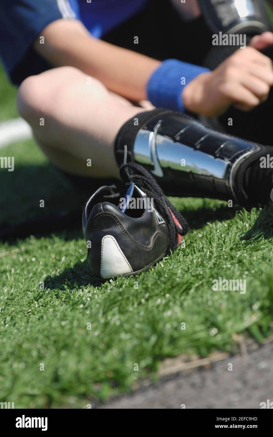 Wearing only one shoe hi-res stock photography and images - Alamy