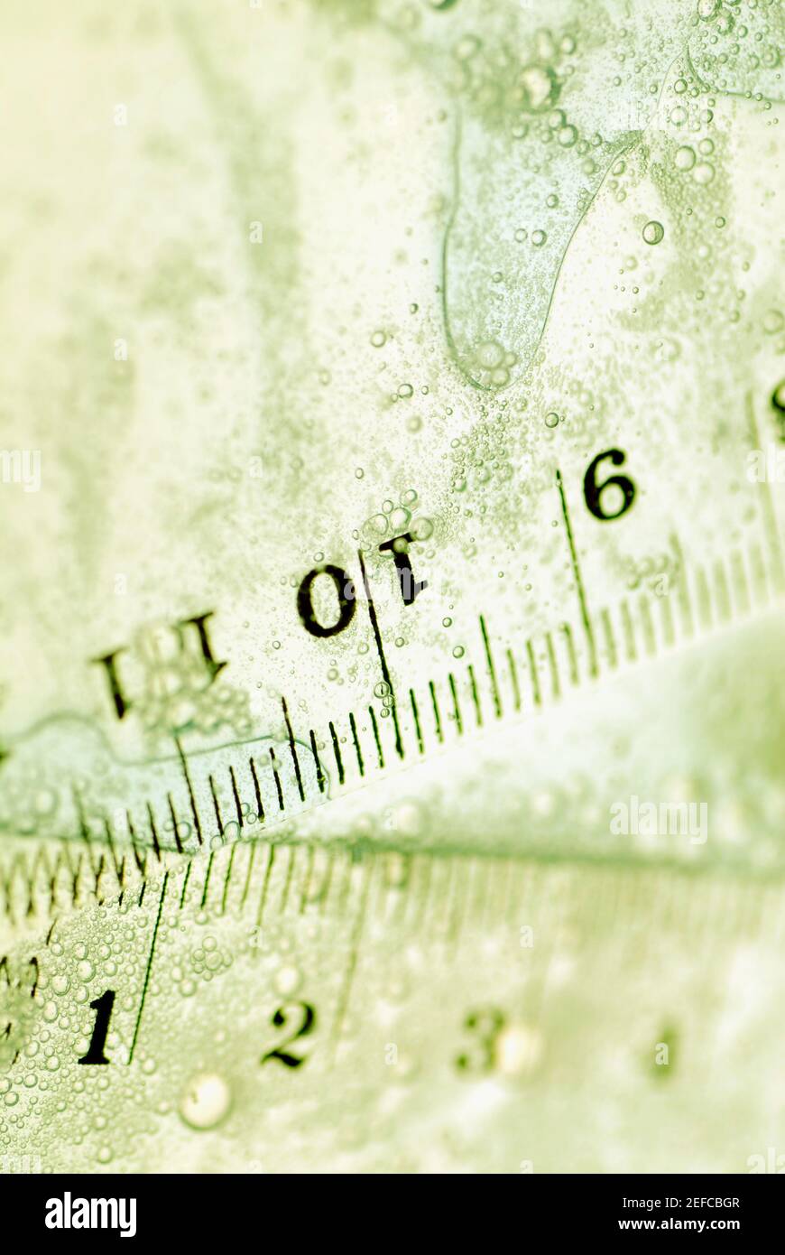 White depth measuring ruler hi-res stock photography and images - Alamy
