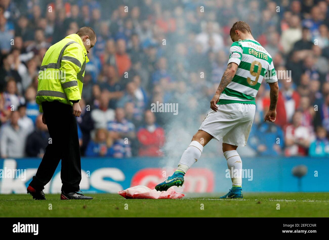 Flare on the pitch hi-res stock photography and images - Alamy