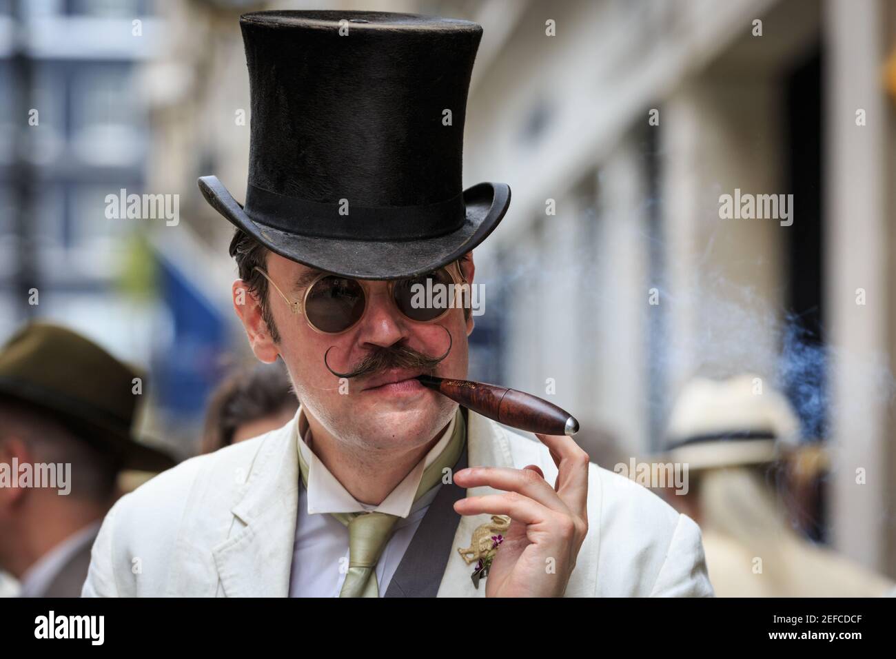 English dandy hi-res stock photography and images - Alamy