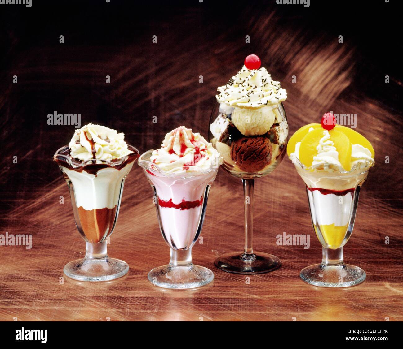 Sundae glasses hi-res stock photography and images - Alamy
