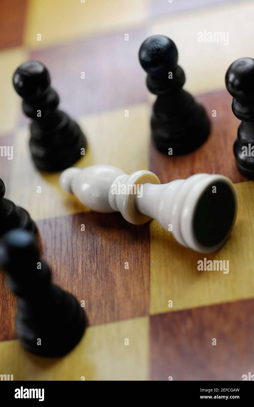 Close up of chess pieces on a chess board Stock Photo - Alamy