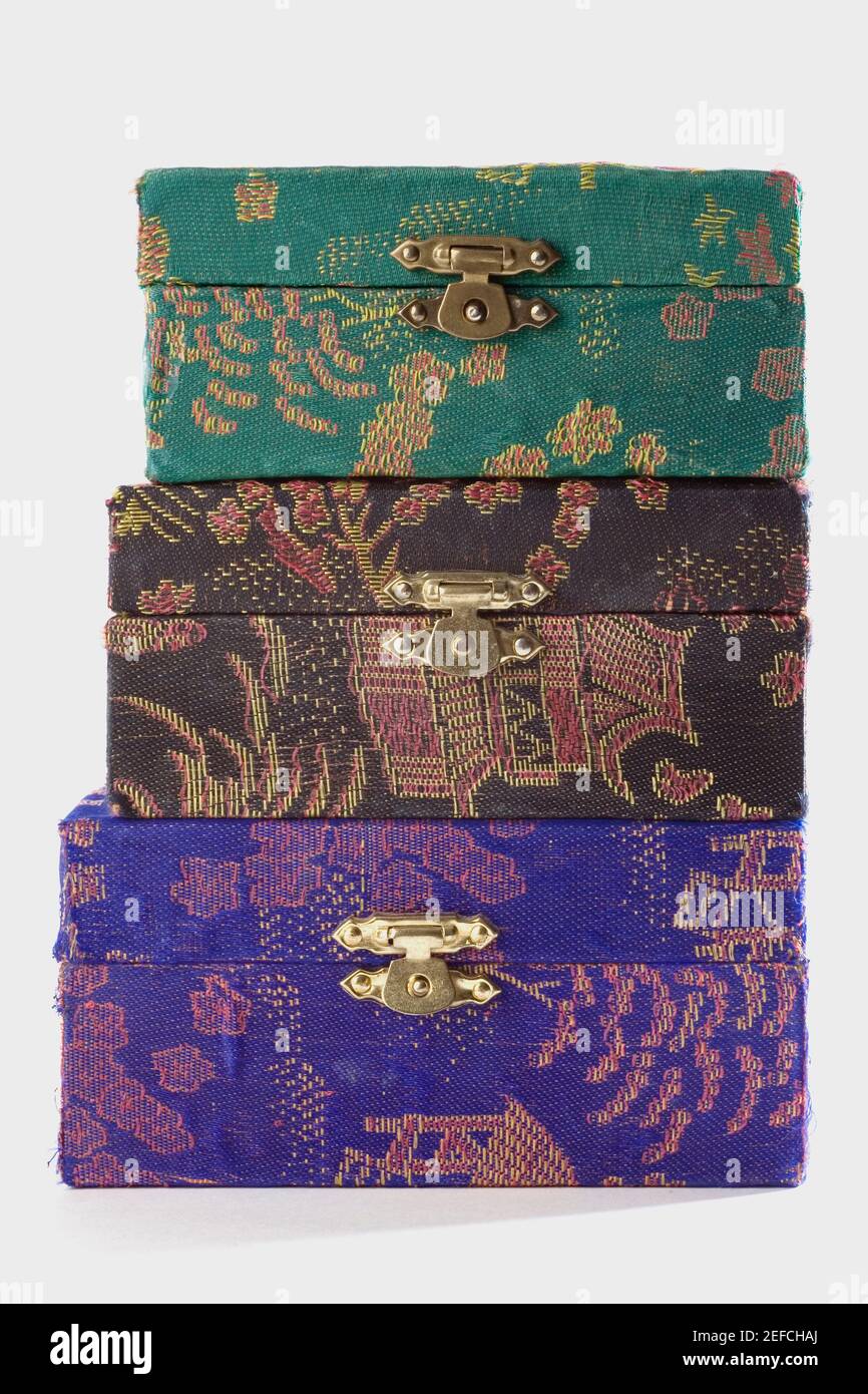 Custom boxes hi-res stock photography and images - Alamy