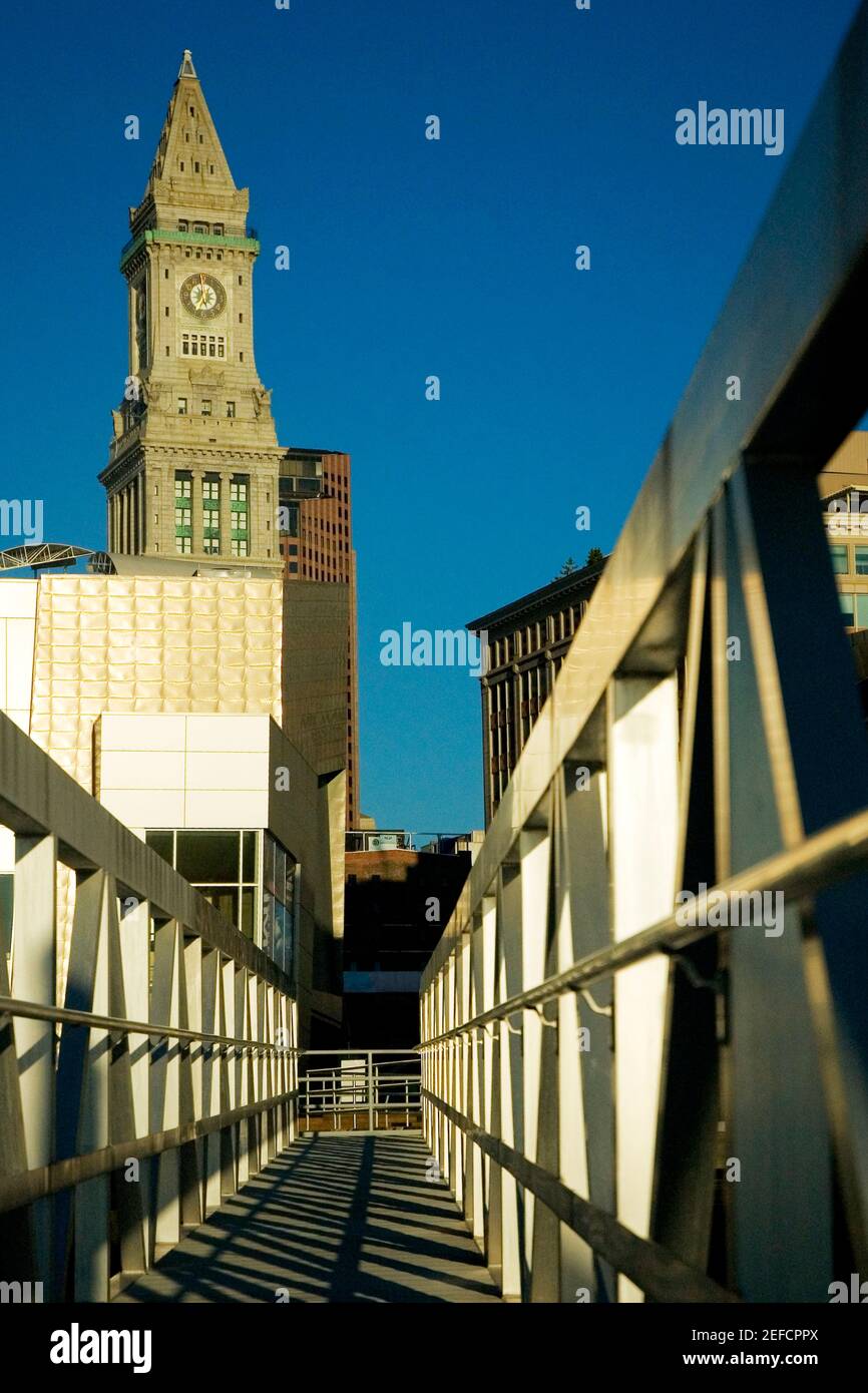 Tower custom house boston hi-res stock photography and images - Alamy