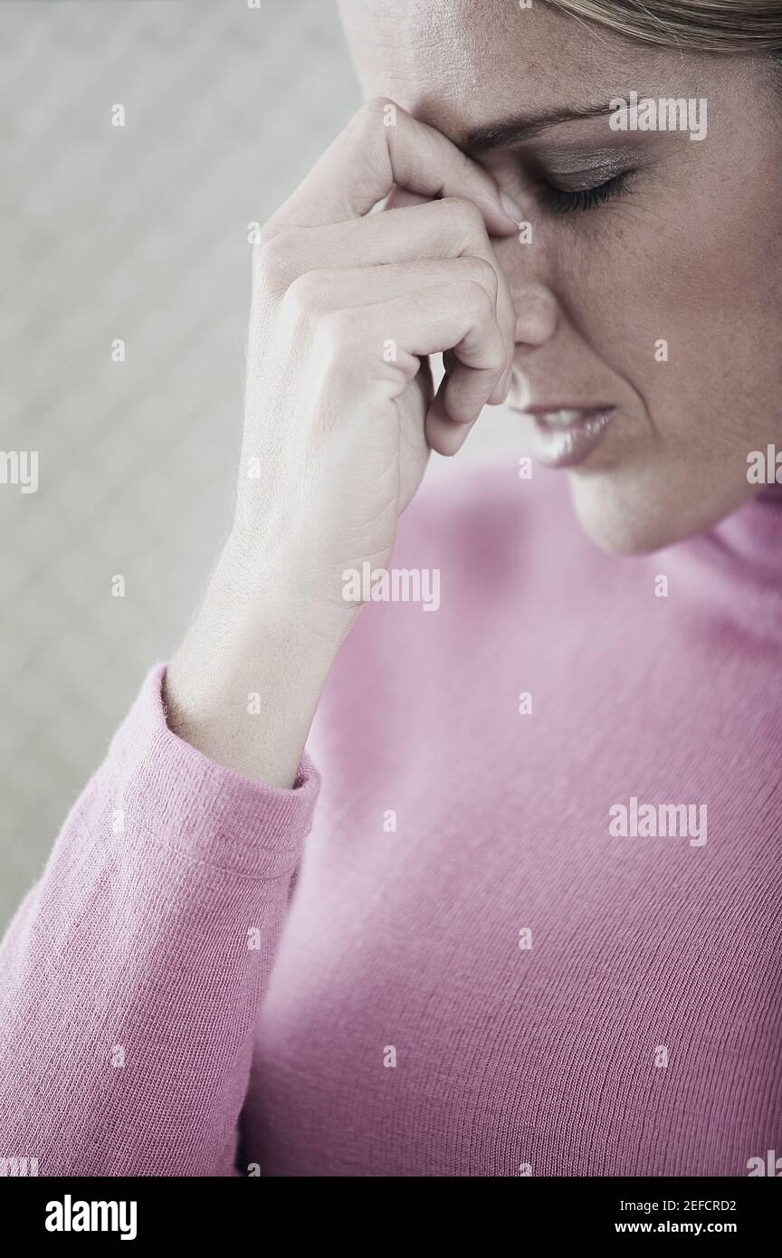 One woman 35 years sad hi-res stock photography and images - Alamy