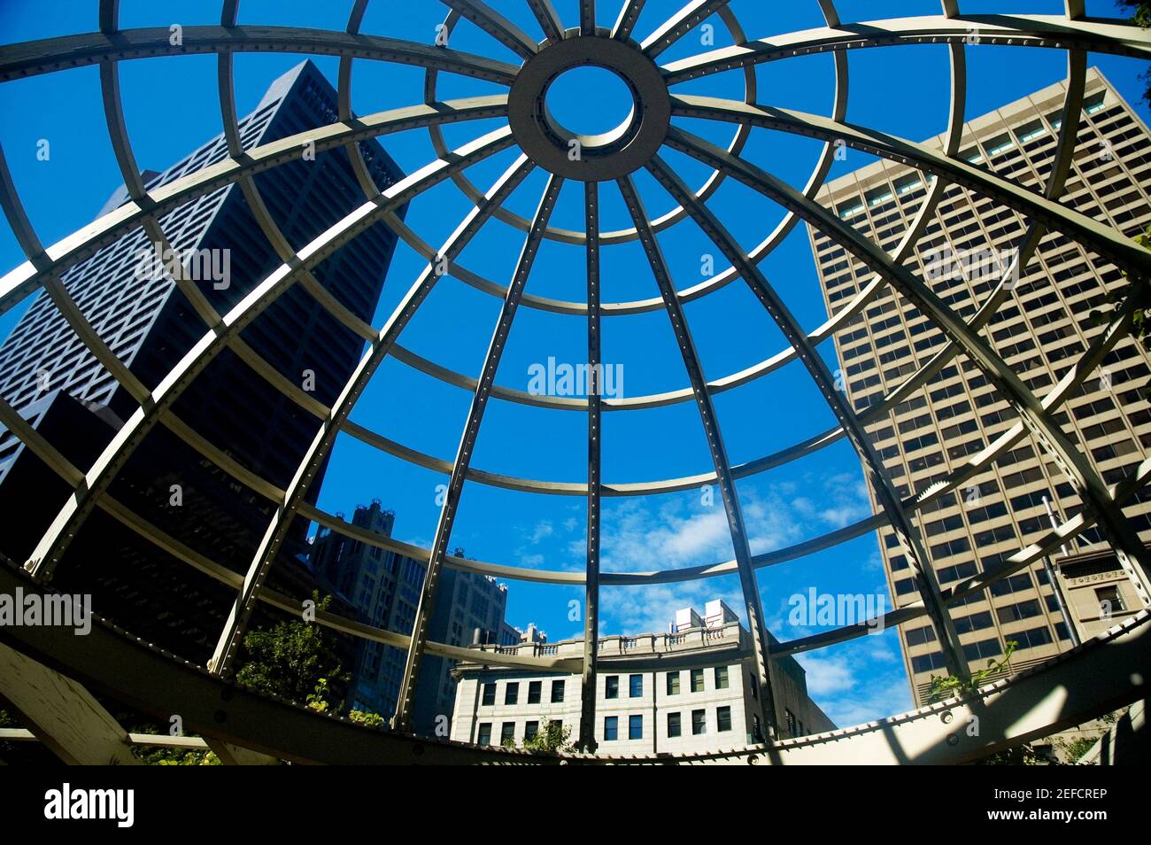 Atrium skyscraper hi-res stock photography and images - Alamy