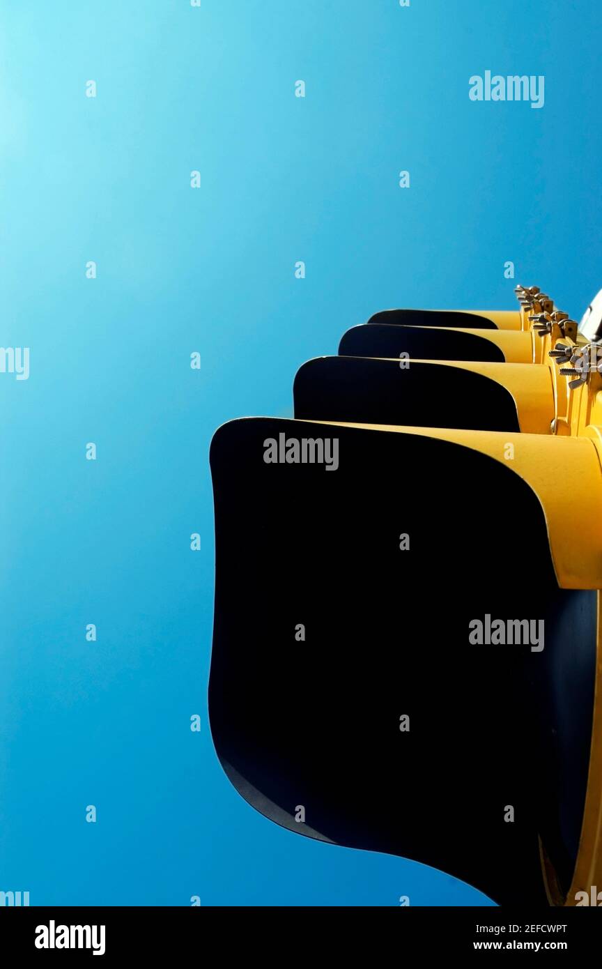 Traffic light close up below hi-res stock photography and images - Alamy