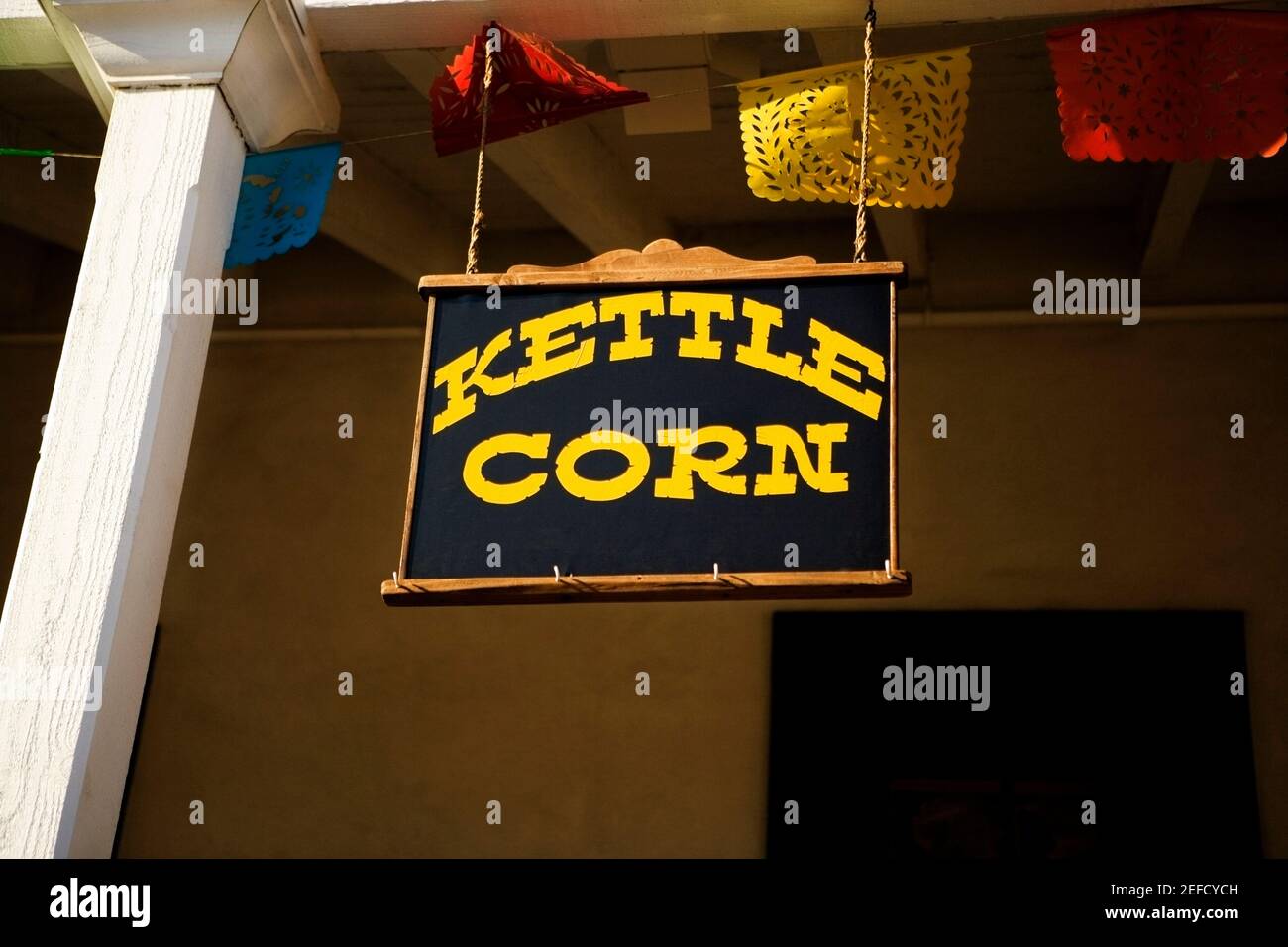 Kettle corn sign hi-res stock photography and images - Alamy