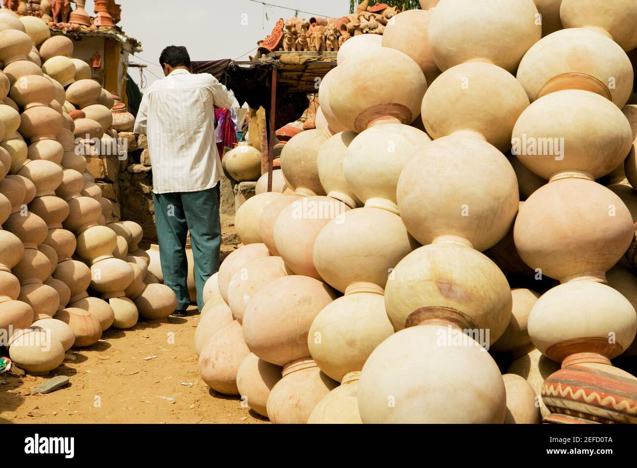 Stack of terracotta pots, Jaisalmer, Rajasthan, India Stock Photo - Alamy