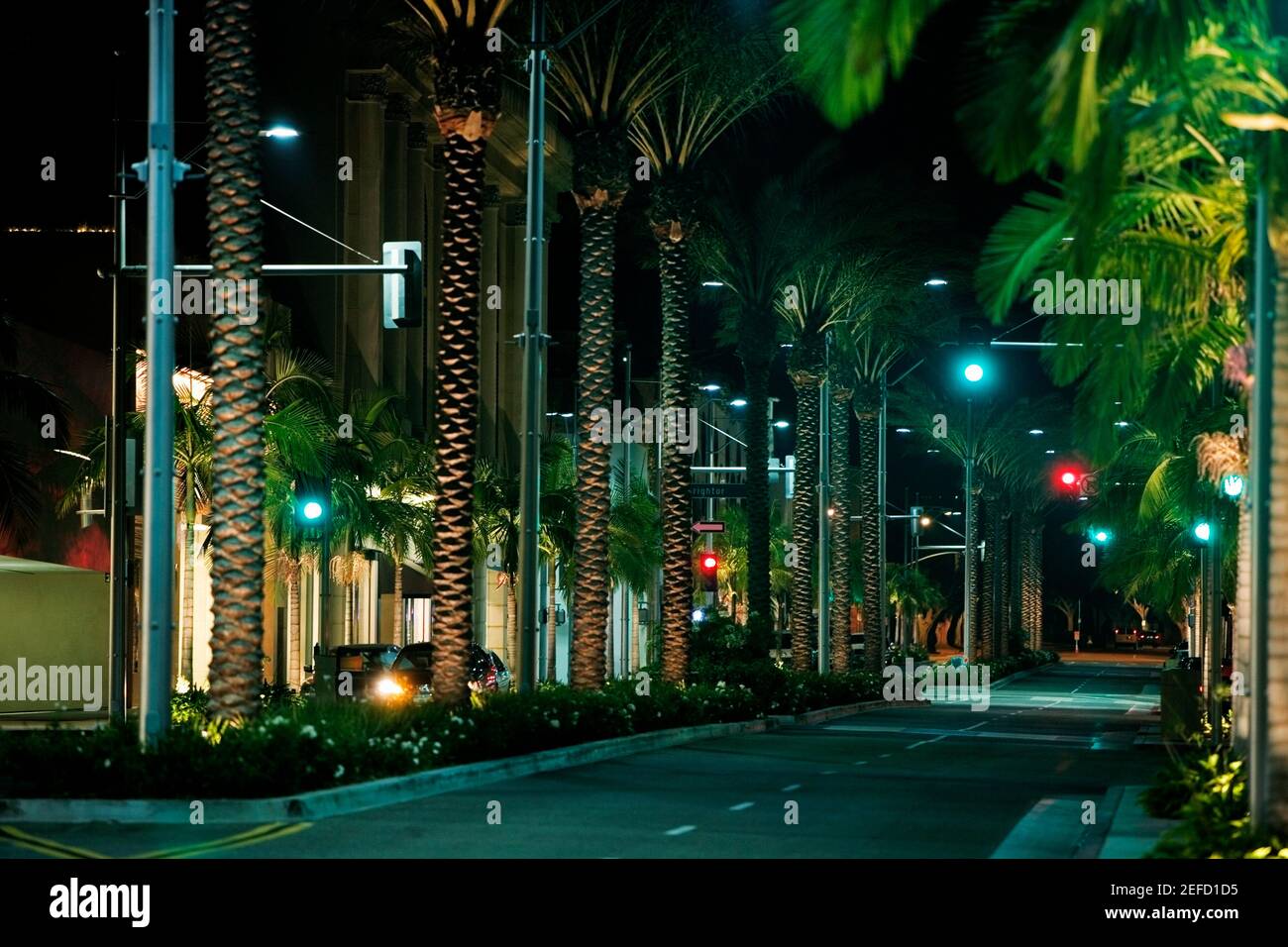 Los angeles street at night car hi-res stock photography and images - Alamy