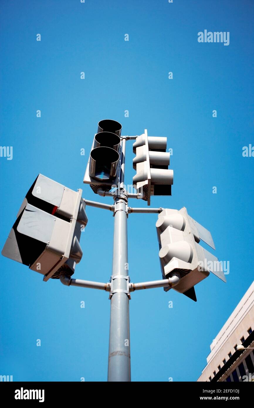 Low angle view of traffic lights, Washington DC, USA Stock Photo - Alamy