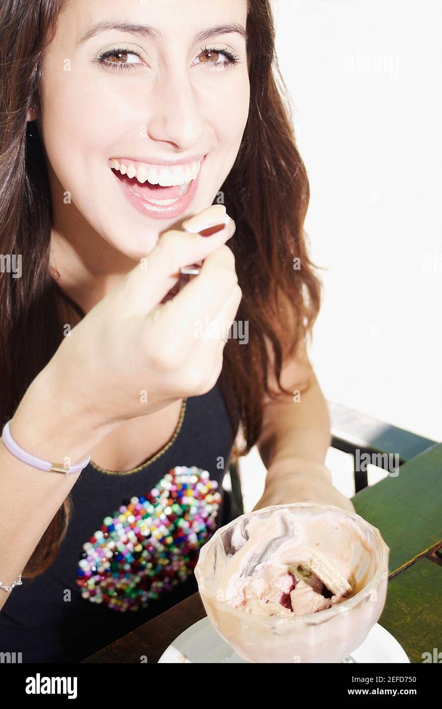 Long Ice Cream Sundae High Resolution Stock Photography and Images - Alamy
