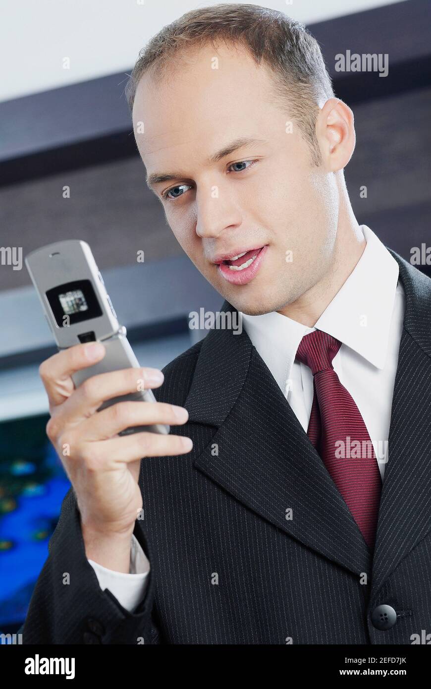 Businessman flip phone hi-res stock photography and images - Alamy