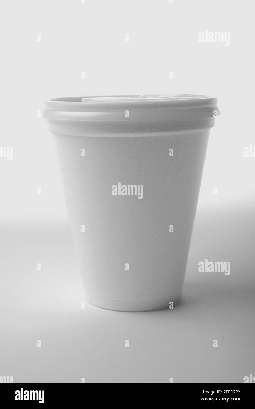 Disposable item hi-res stock photography and images - Alamy