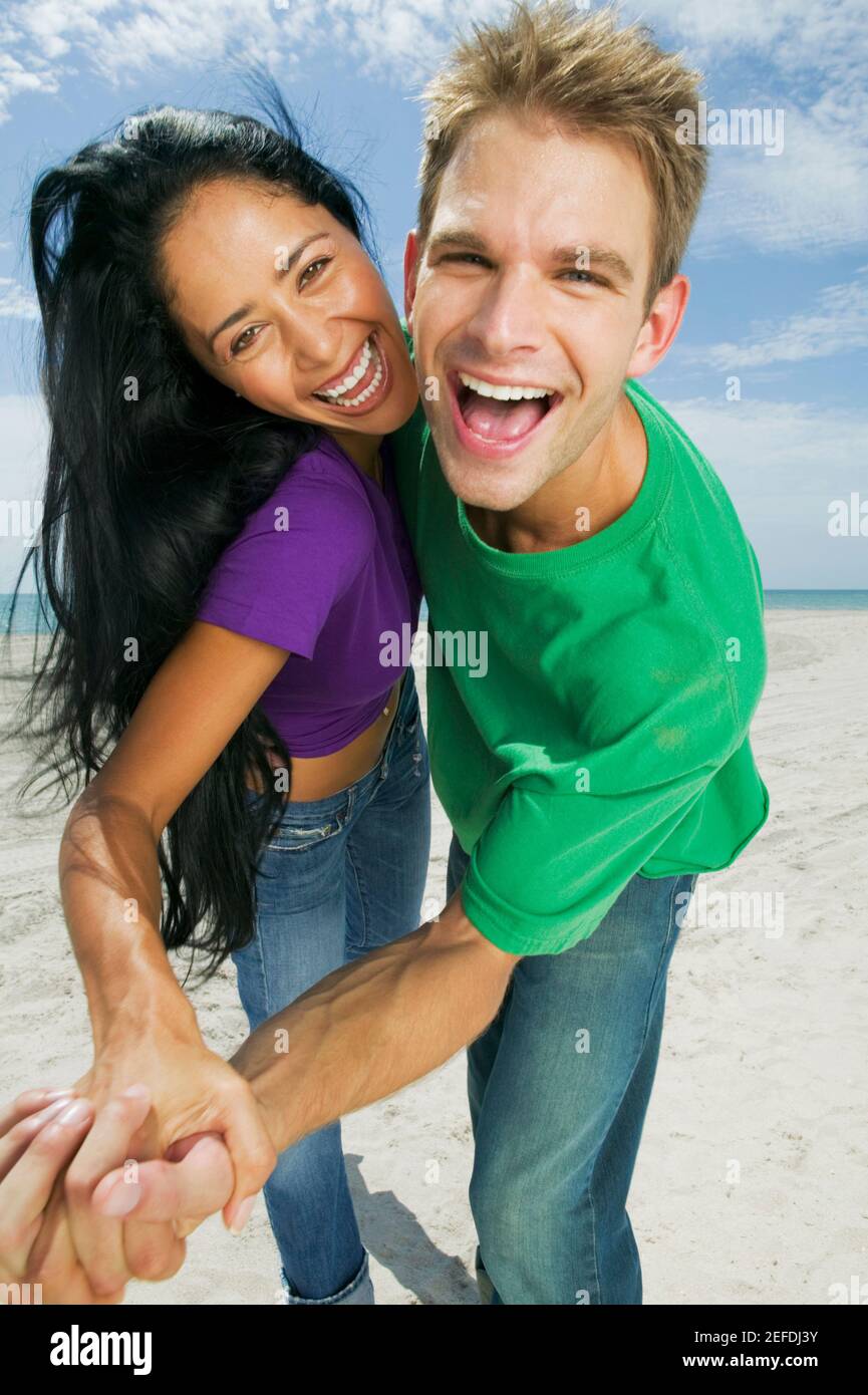 Side profile couple dancing hi-res stock photography and images - Alamy