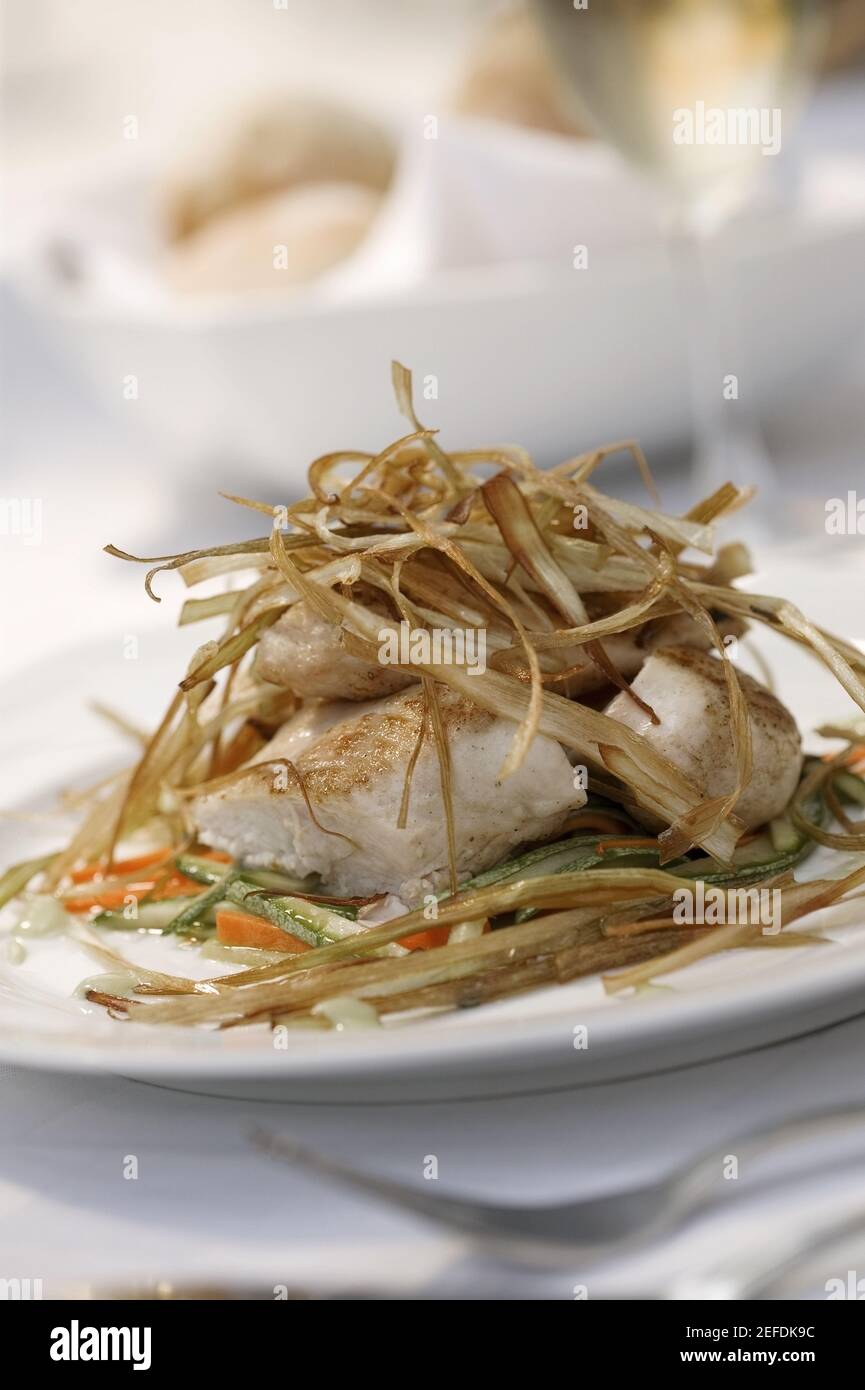 Two fish bowl hi-res stock photography and images - Alamy