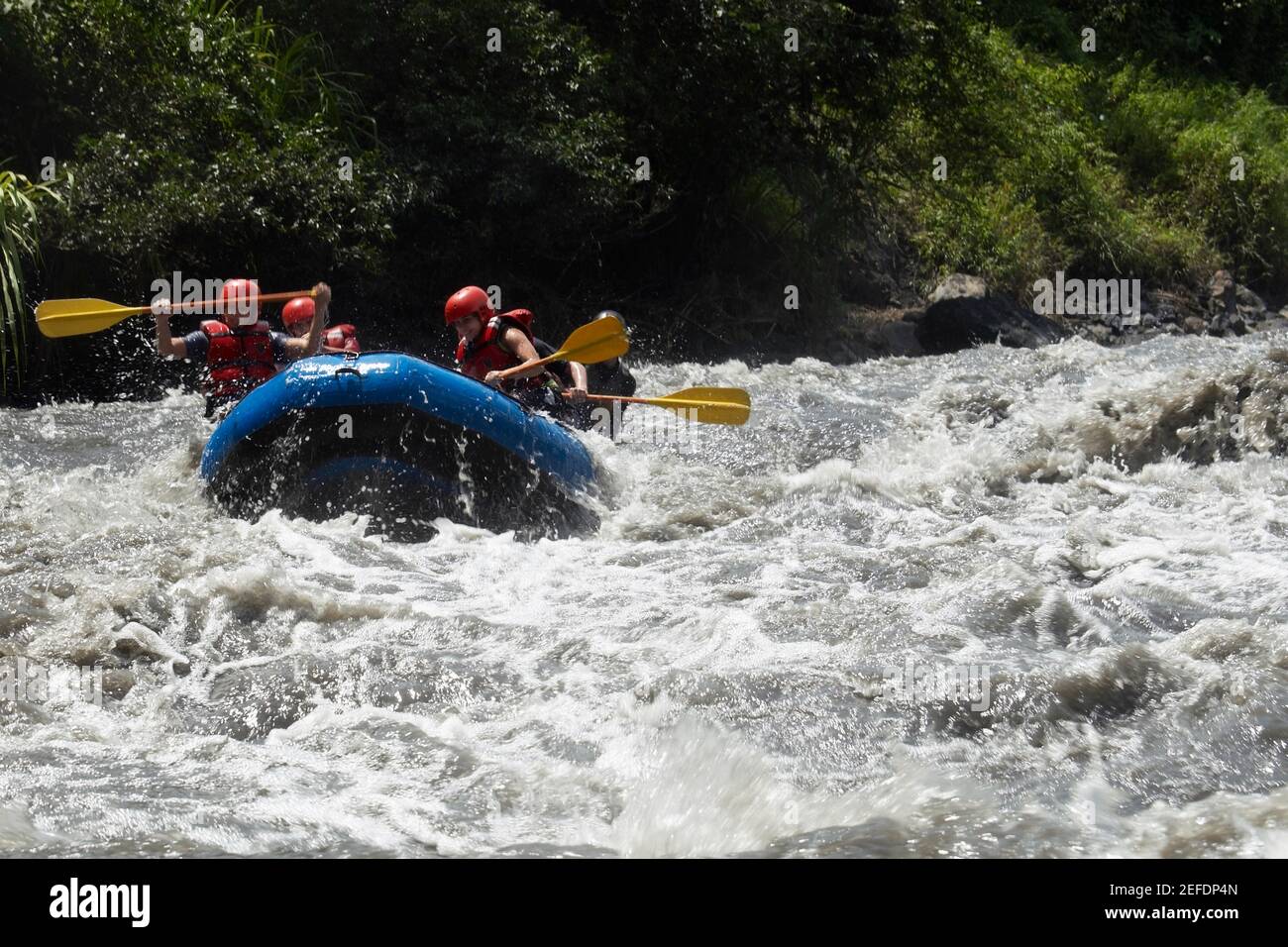 20 man life raft hi-res stock photography and images - Alamy