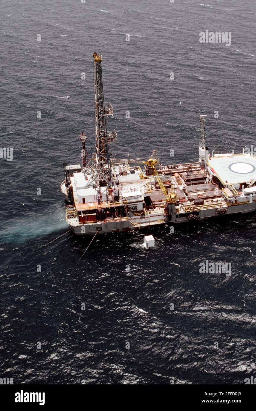 Aerial view of an oil drilling ship in the sea Stock Photo - Alamy