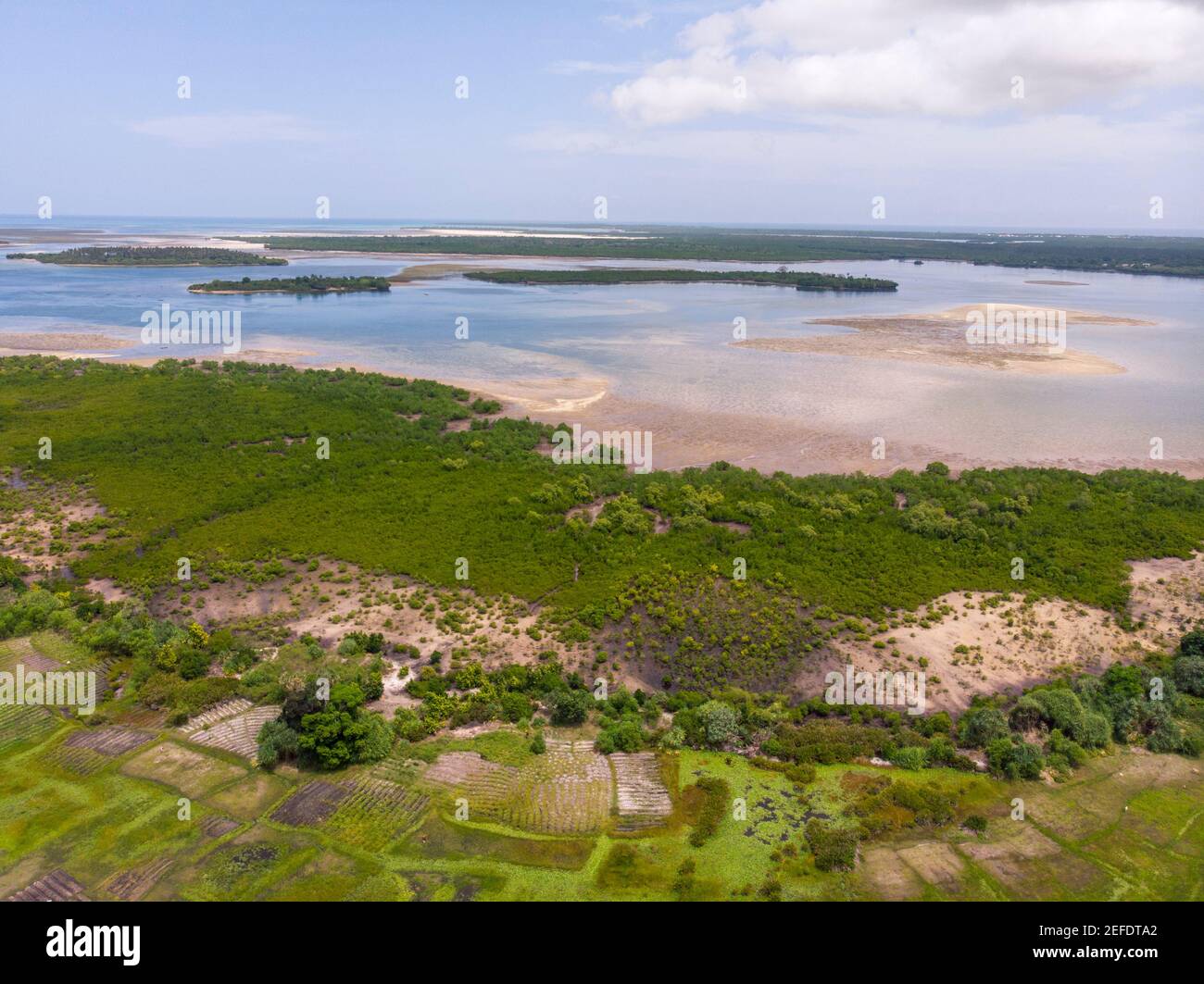 Indian Ocean Island Resort High Resolution Stock Photography and Images ...