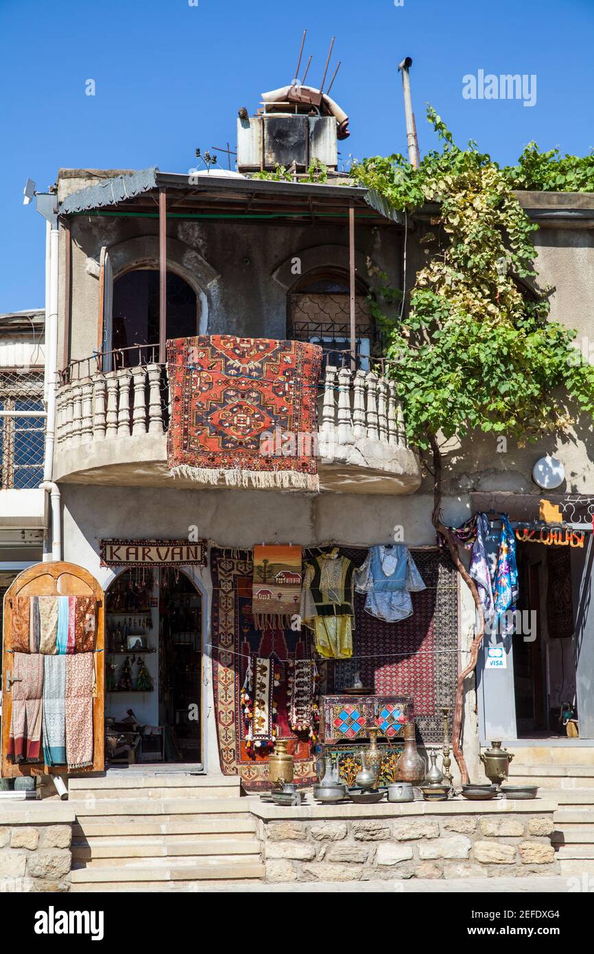 Azerbaijan, Baku, Souvenir shop in The Old Town - Icheri Sheher Stock ...