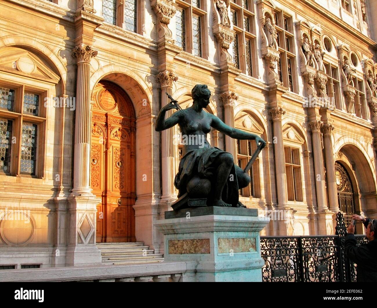 Statue in front of a building, Paris, France Stock Photo - Alamy