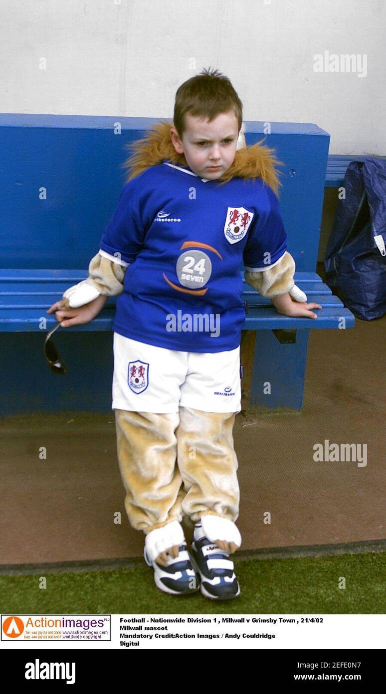 Football grimsby mascot hi-res stock photography and images - Alamy