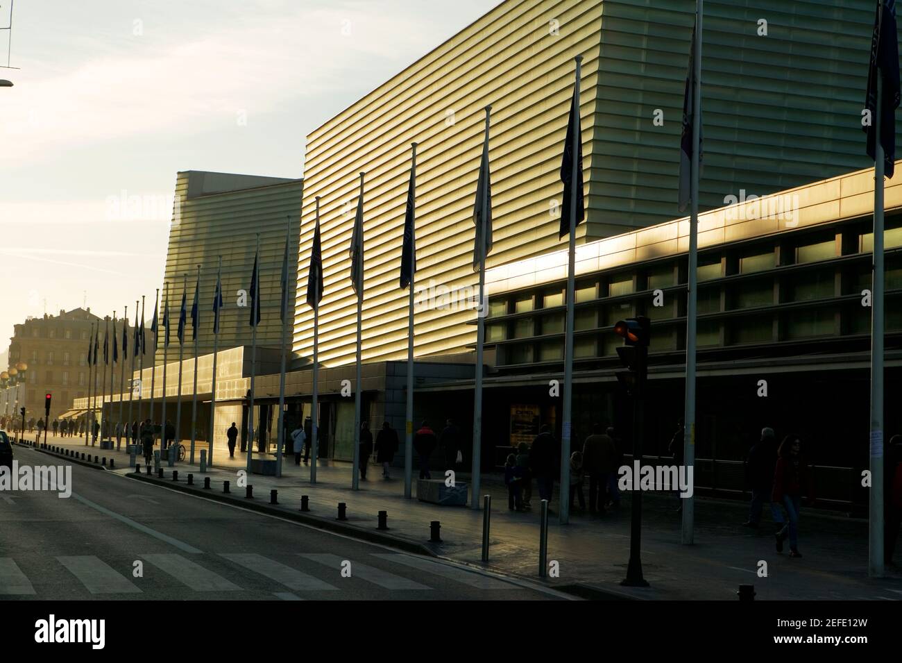 Row of flag poles hi-res stock photography and images - Alamy