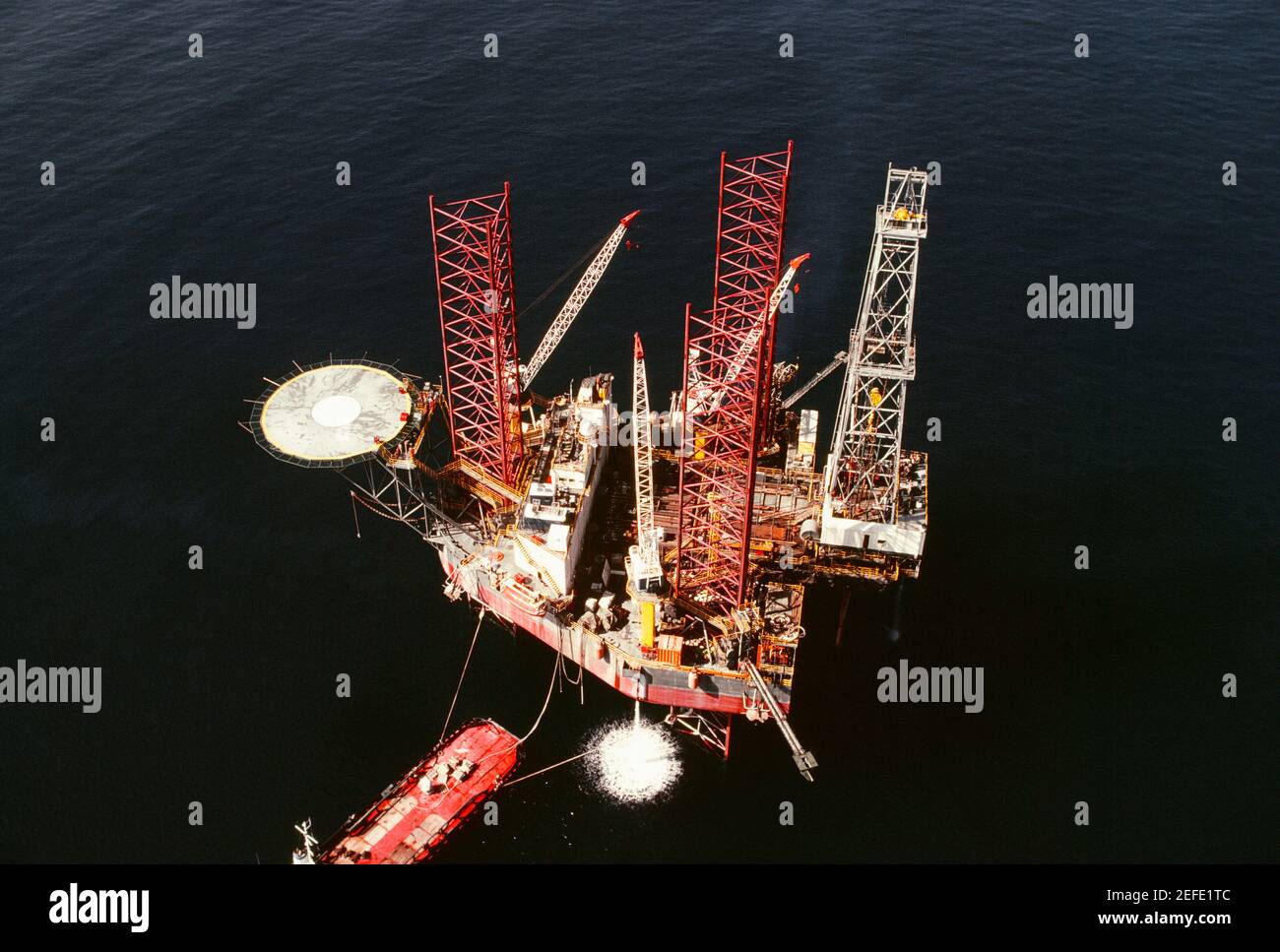 Aerial view of a jack-up oil rig in the Mediterranean Sea Stock Photo ...